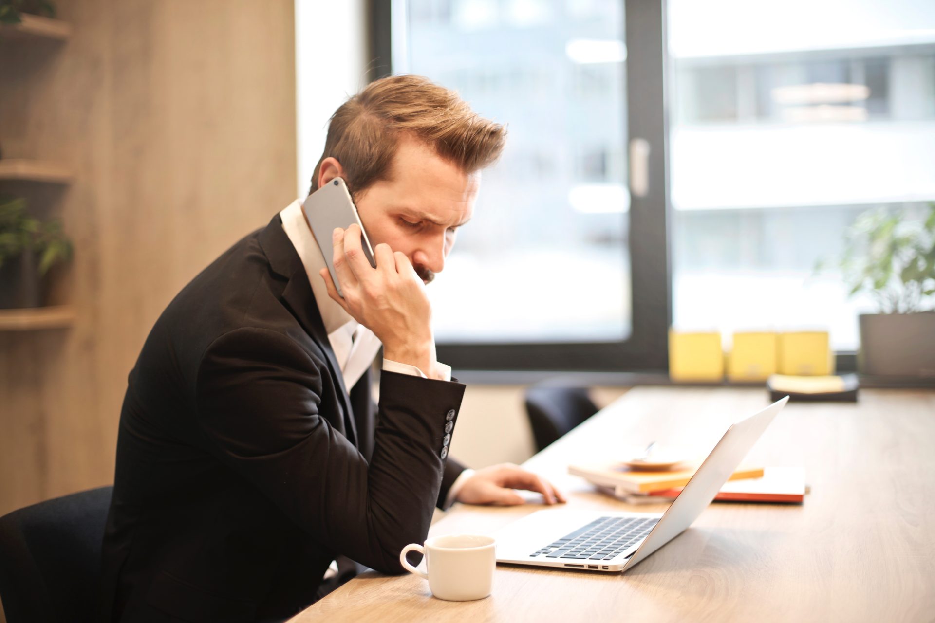 how-to-decline-a-job-interview-the-corporate-con-noisseur